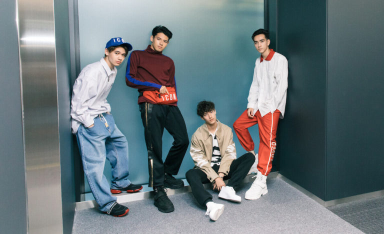 MIKA - INTERSECTION | 白と黒な生活